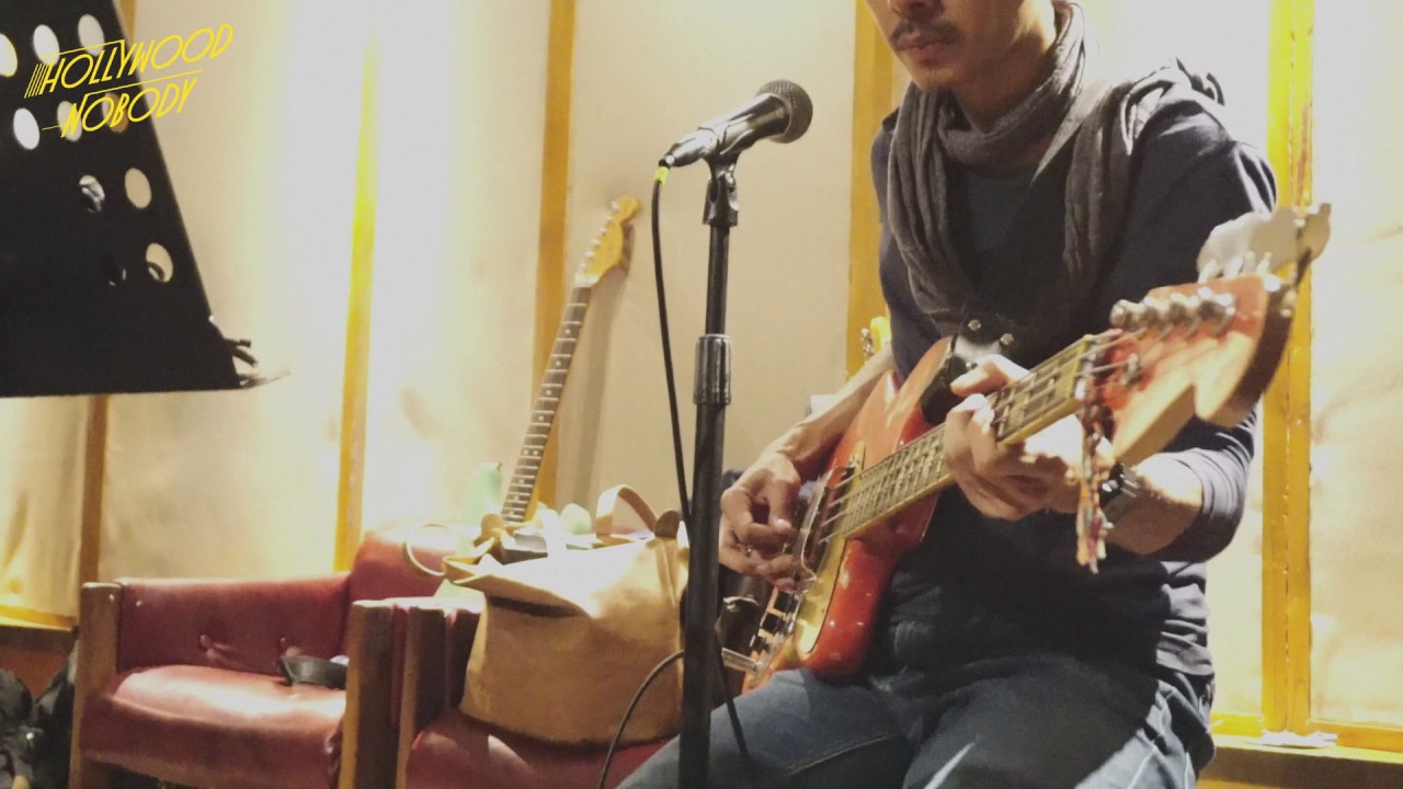 Hollywood Nobody - Secret Nobody Knows [Live Studio] - YouTube