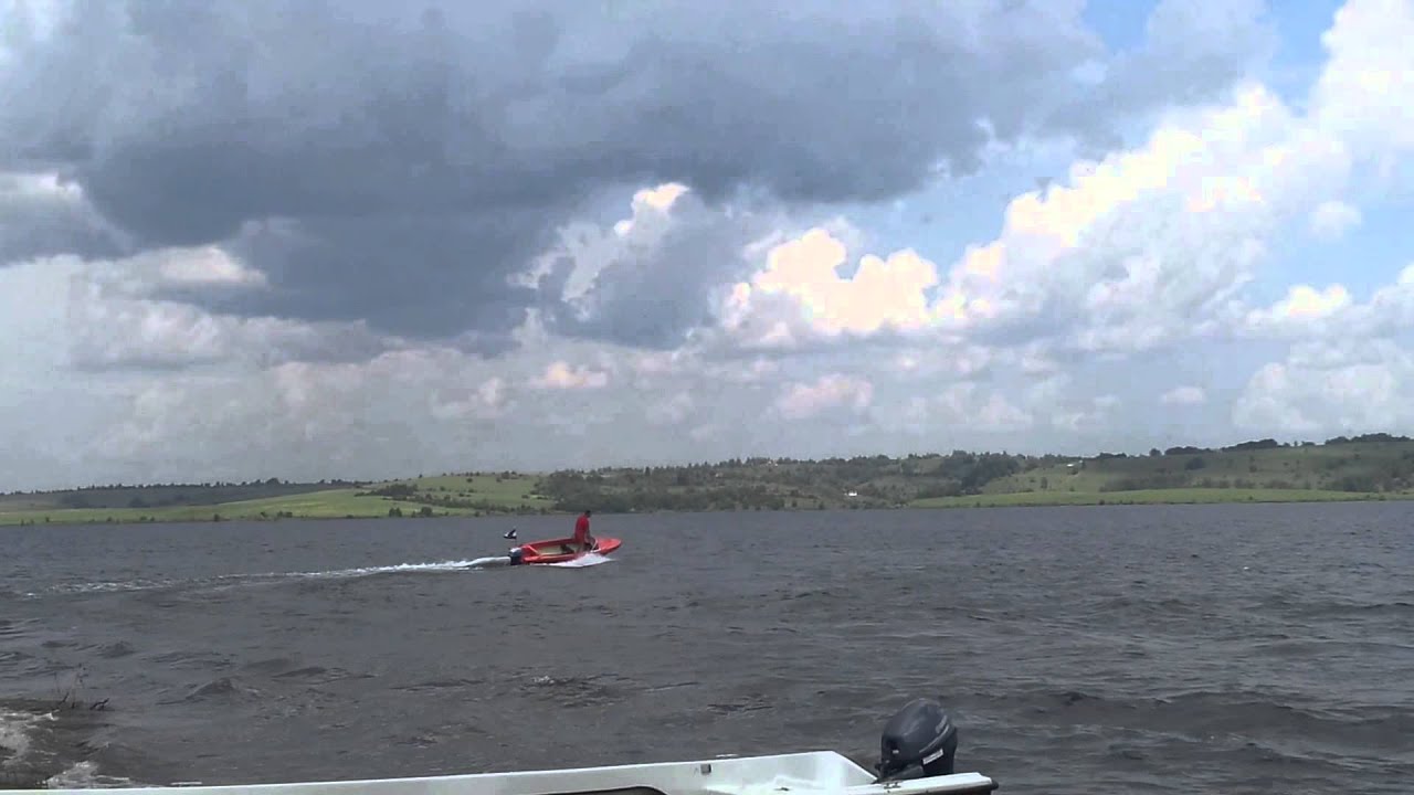 Elan gt 402 vlasinsko jezero - YouTube