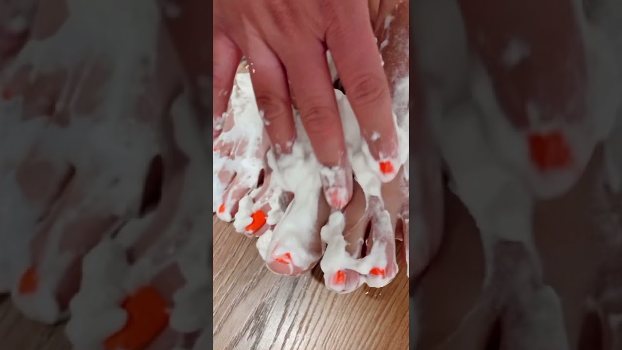 Whats better then Whipped cream and toes ! Hope you guys are having a ...