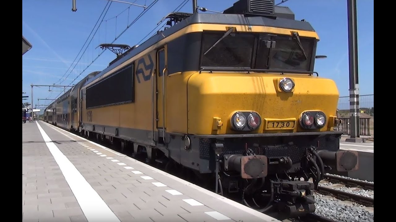 Treinen op Station Elst - YouTube