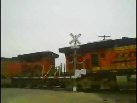 BNSF 7758 East Manifest Train (4-14-2012) - YouTube