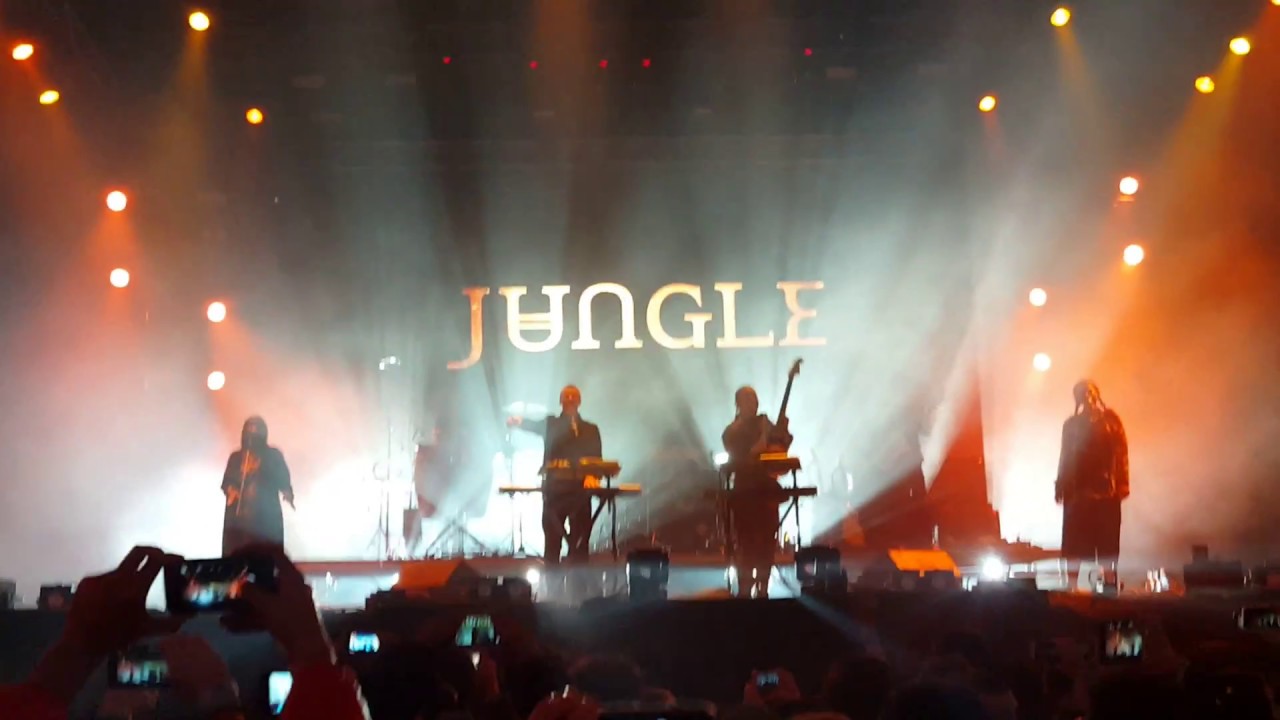 Busy Earnin' - Jungle (Bogota - Colombia - Estereopicnic 2016) - YouTube