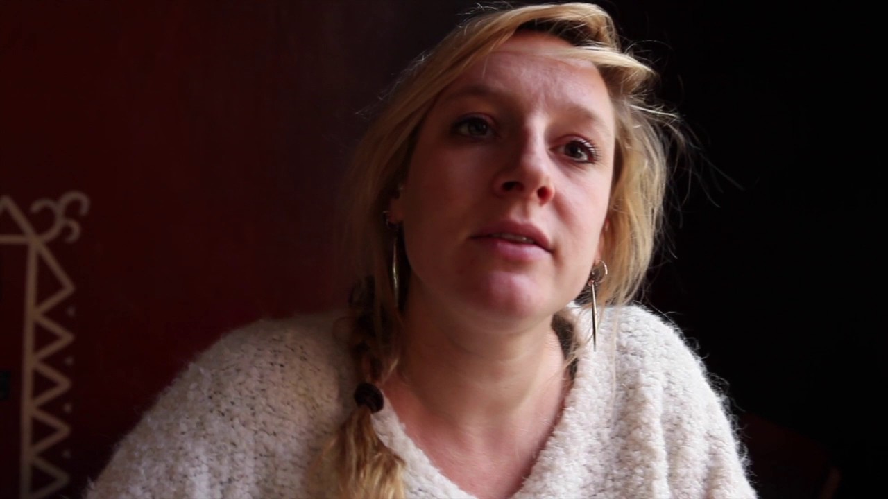 Flo Flamme is documentairemaakster - YouTube