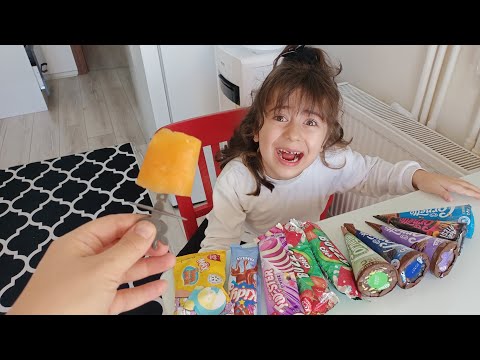 Esma nın Dondurması Yere Düştü Çok Üzüldü  نواف يتحكم في لانا وماتقول لا !