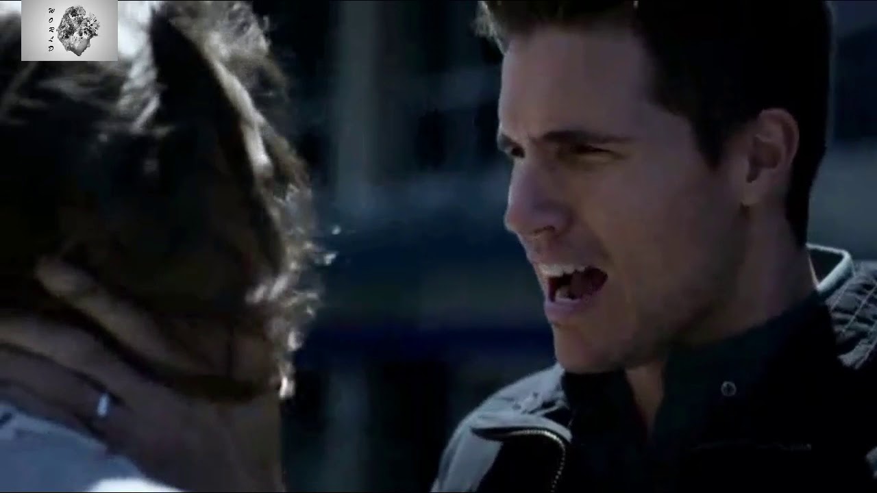 The Flash scene - YouTube