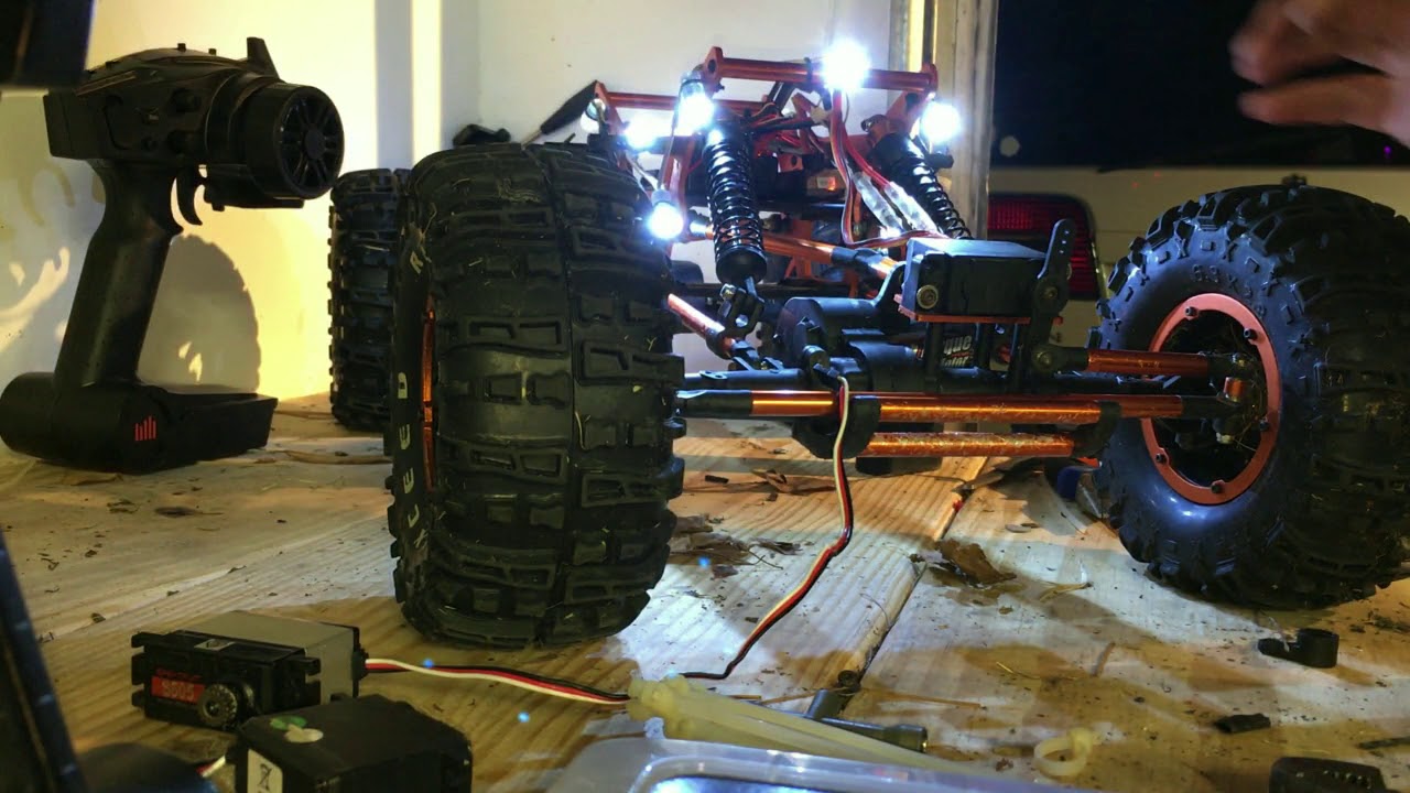 Workshop time fixing the crawler - YouTube