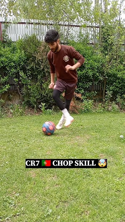 Learn CR7 🇵🇹 CHOP football skill⁉️🔥#shorts #viral #football #skills #tutorial #ronaldo #cr7 ...