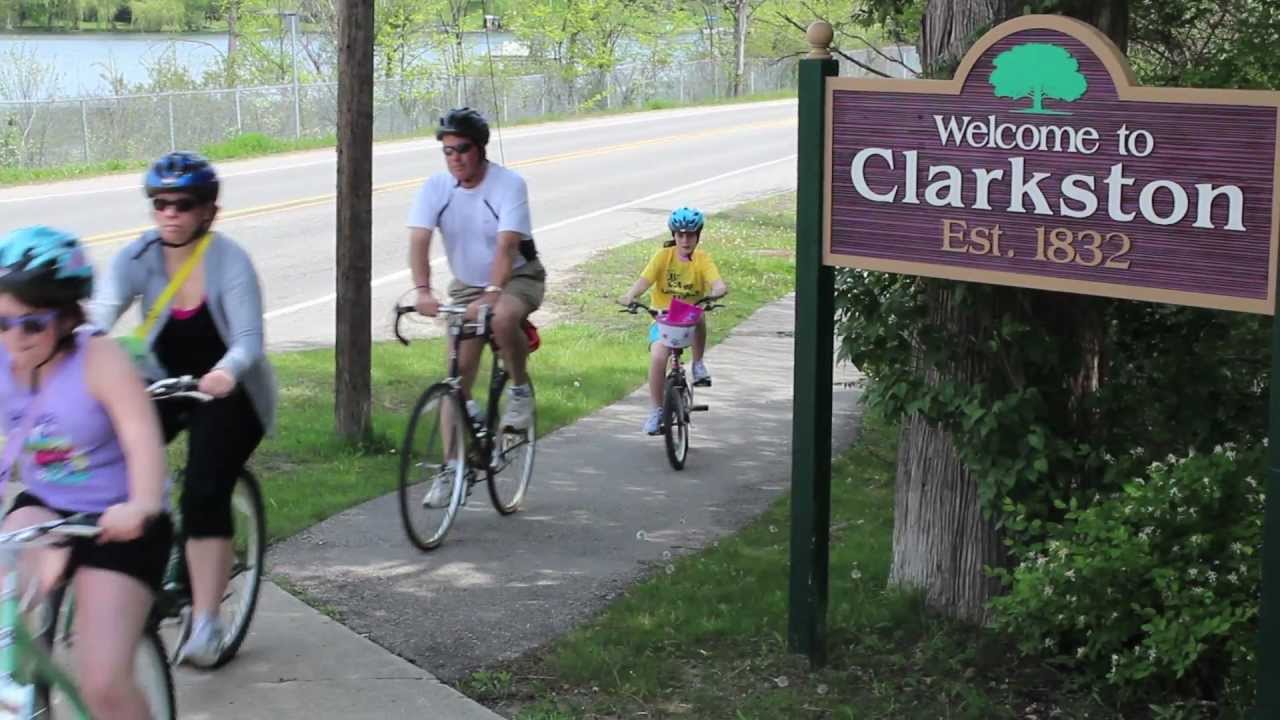 SCAMP Walk and Roll - YouTube