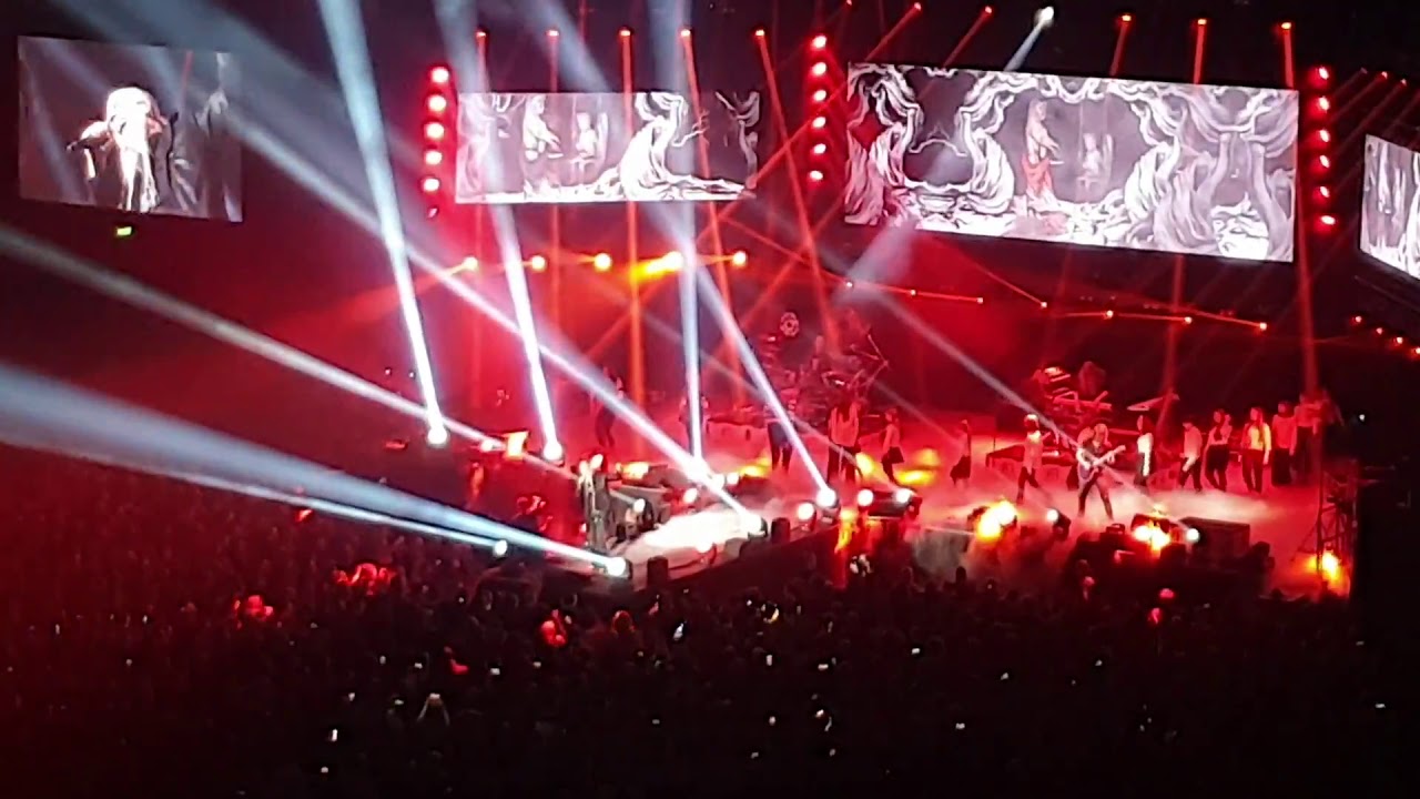 Marco Hietala & HKNL - Varpunen jouluaamuna @ Raskasta Joulua 2019 ...