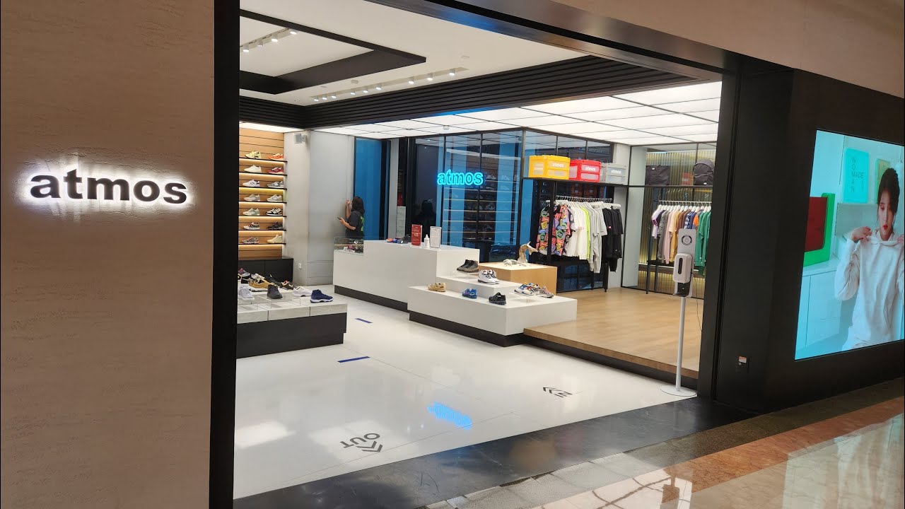 Jakarta City Atmos store in Plaza Senayan mall walking tour virtual ...