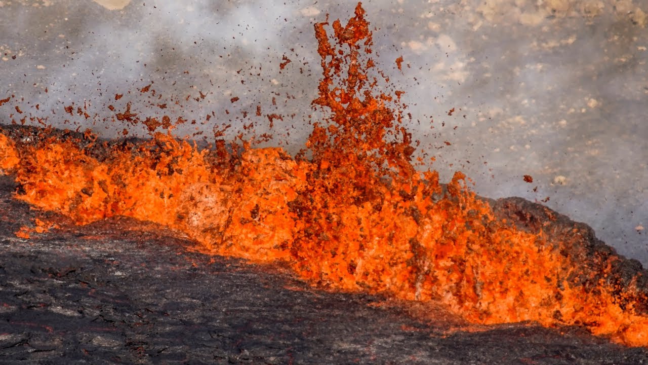 Volcano Bubbling Loop 1 - Sound Effect - YouTube