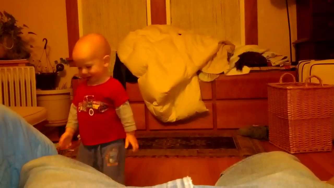 Spontaneous game with 13 month old baby - YouTube