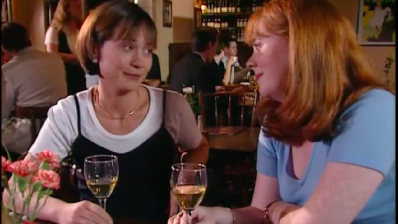 (454) Zoe Tate 20th August 1997 (Zoe and Sophie reunite) - YouTube