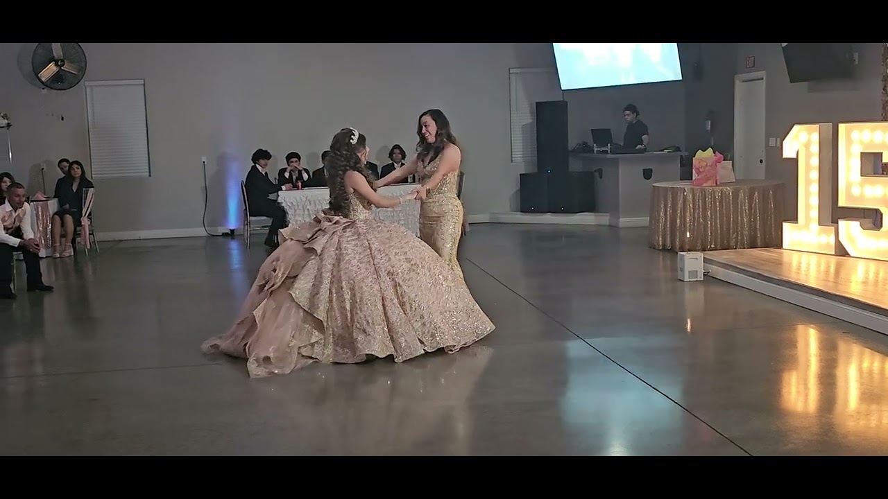 Fabby dancing - YouTube