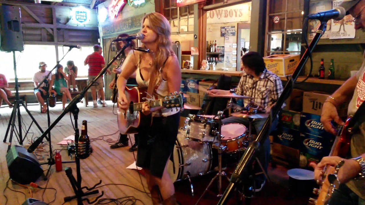 Robyn Ludwick sings Boulevard - YouTube
