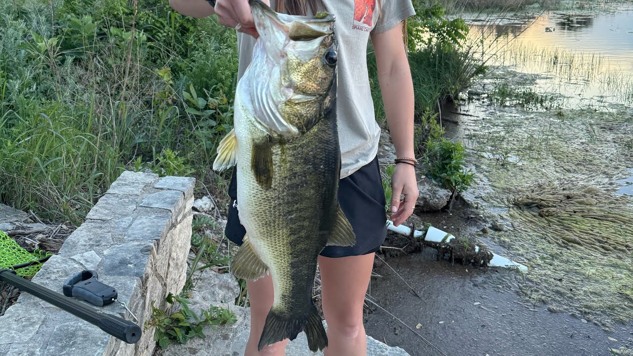 Catching monster Texas bass! New PB! - YouTube
