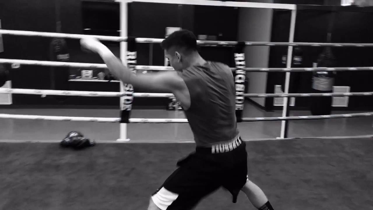 Gomez Boxing Gym - Jairo Castillo Laredo Tx - YouTube