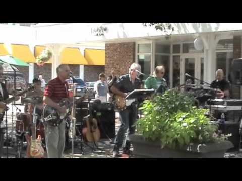 Abbey Rhode with Bob Cowsill #1 - YouTube