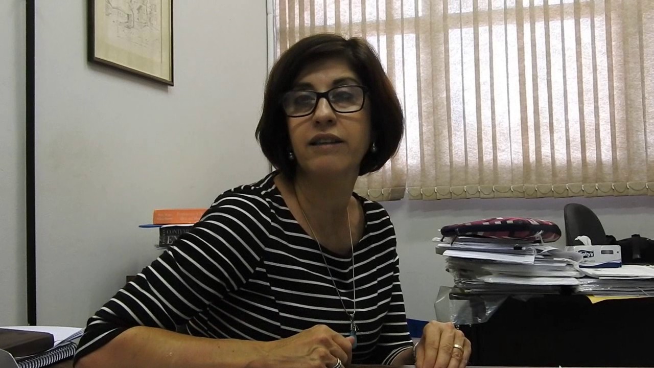 CAEQ Entrevista - Prof. Maria do Carmo Ferreira - YouTube