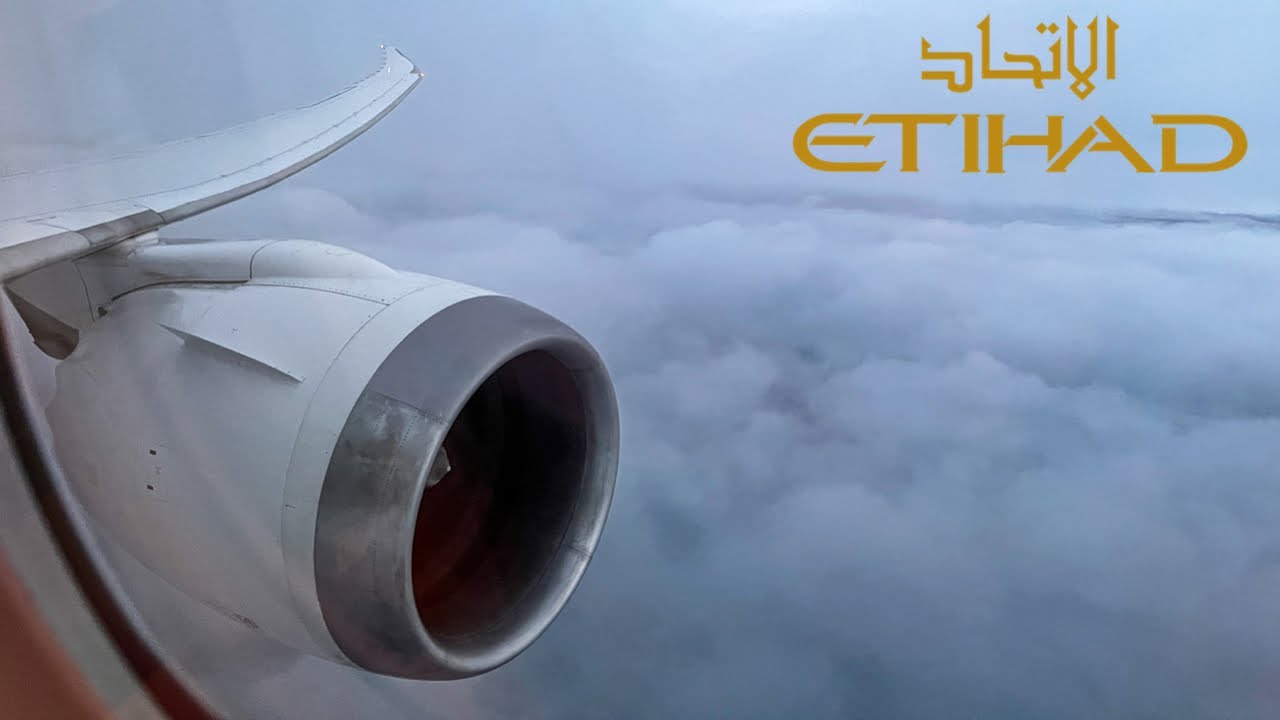 *Smooth night landing !* Etihad airways | Boeing 787-9 | Kuala Lumpur ...