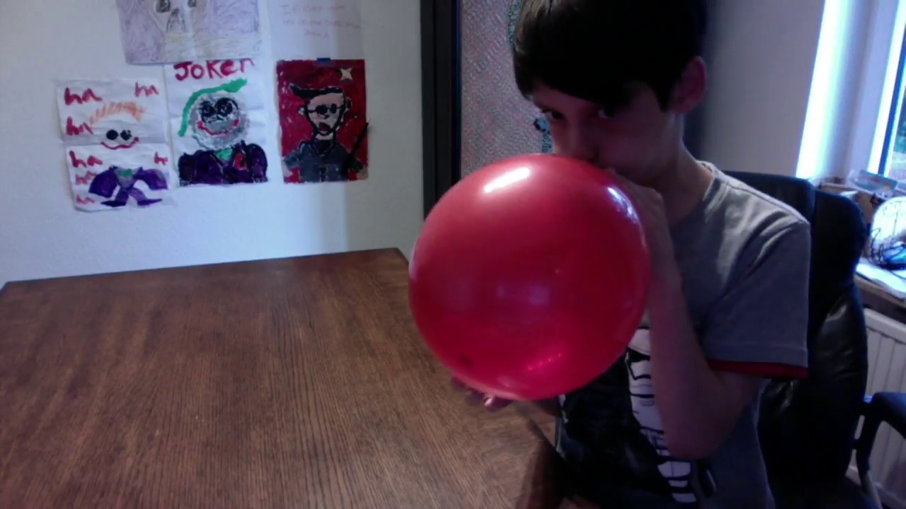 balloon makes a weird noise! - YouTube