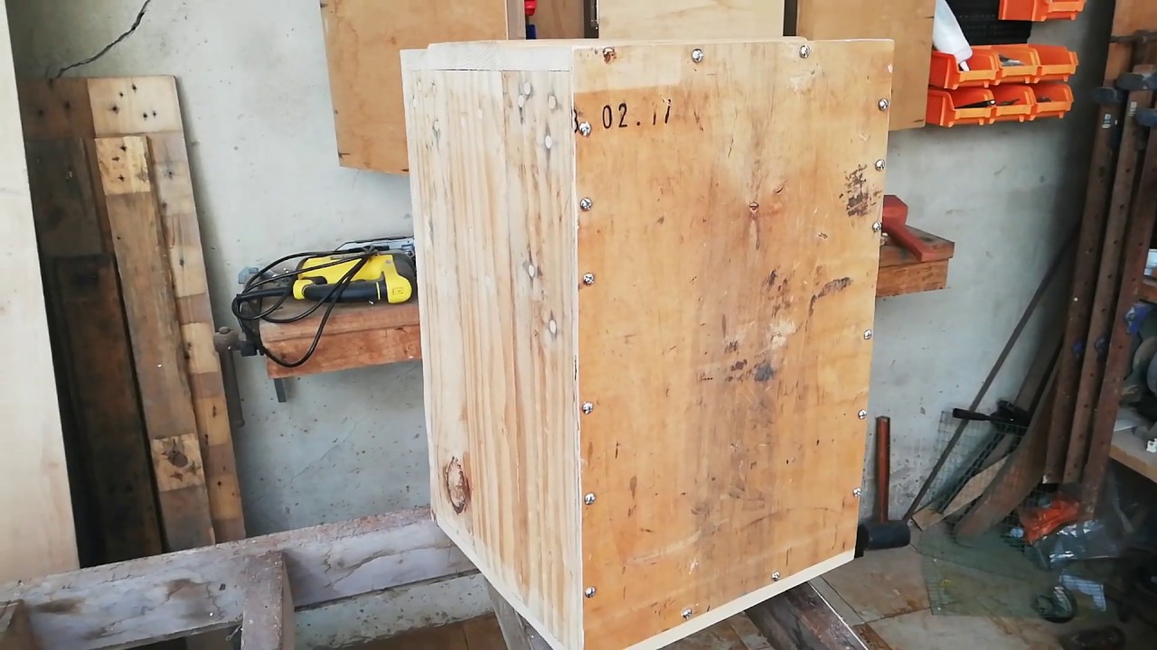 My Homemade Cajon From Pallet Wood - YouTube