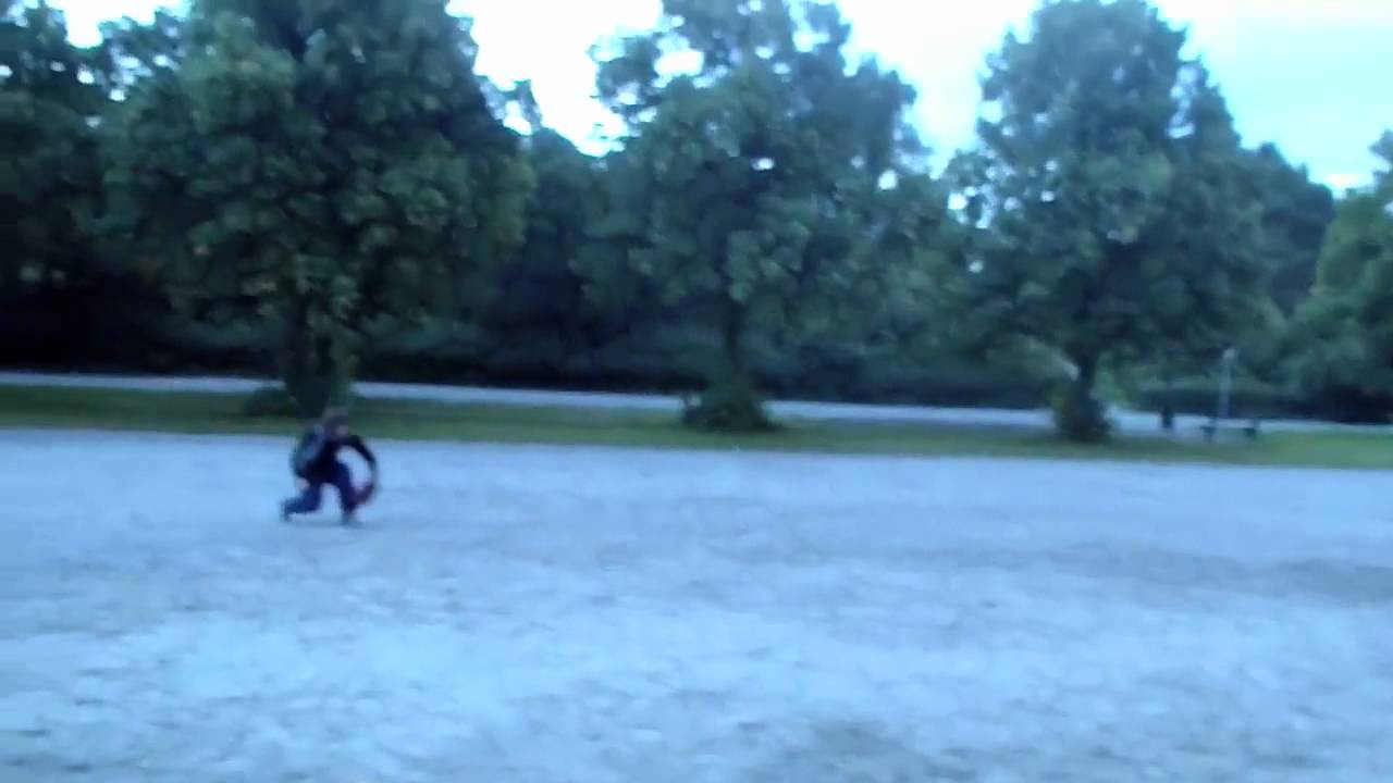 Pesäpallo / Finnish baseball - YouTube