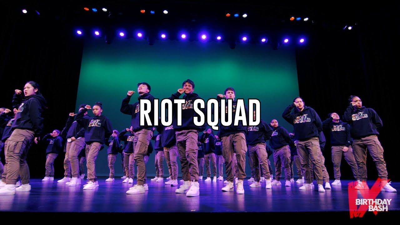 Riot Squad [FRONT ROW] // SBS Birthday Bash IX #SBSBASH9 - YouTube