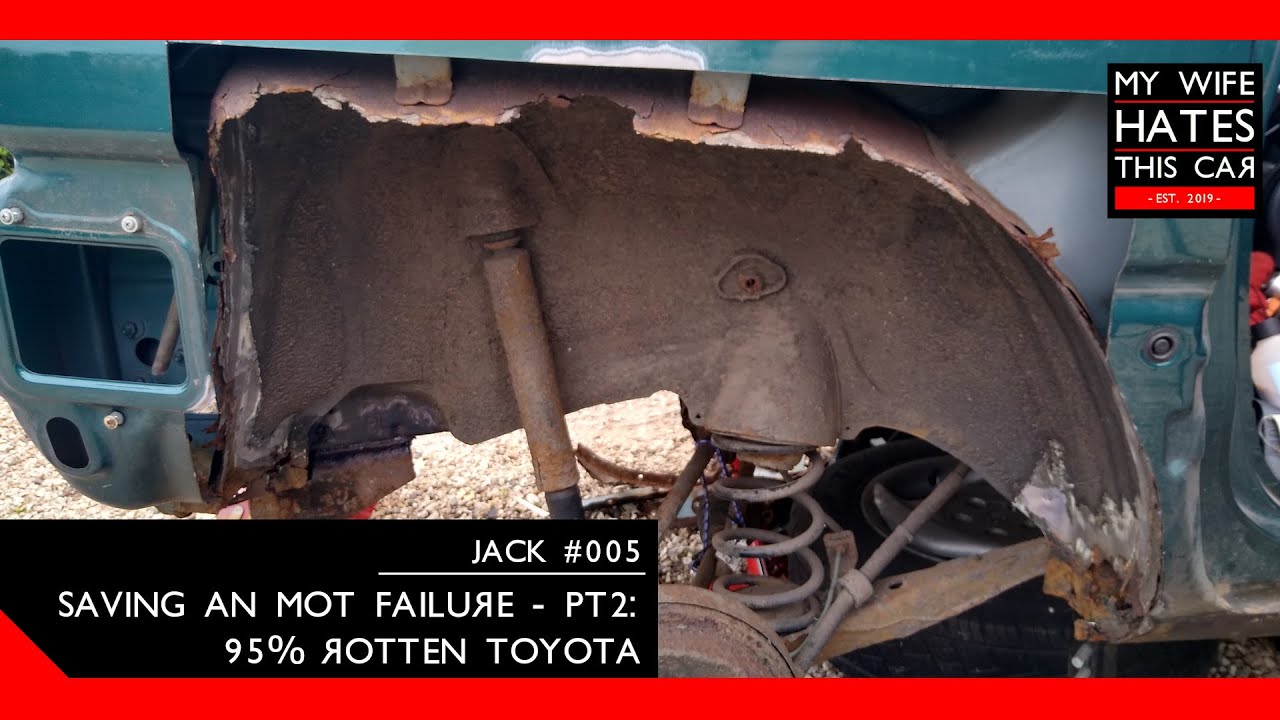Saving An MOT Failure Part 2: 95% Rotten Toyota // Jack the Toyota RAV4 ...