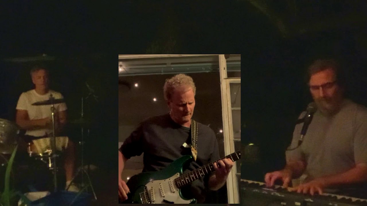 The Thrilling Three - Martha My Dear (Beatles) - YouTube