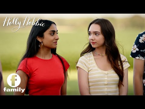 Holly Hobbie | Season 4 Top Moments | Family Channel