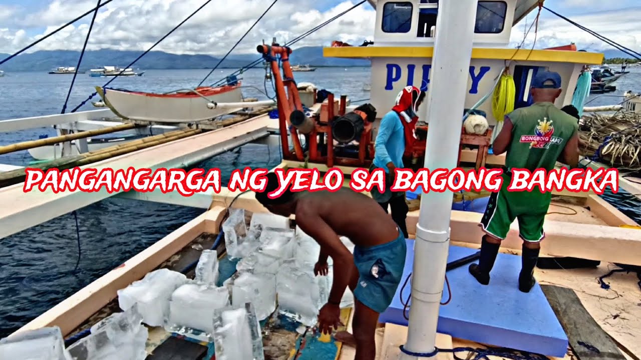 Pangangarga ng yelo at diesel sa bagong bangka pang pacific ocean don ...