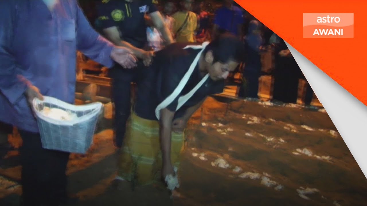 Jenazah lima beranak rentung dikebumi dalam satu liang lahad - YouTube