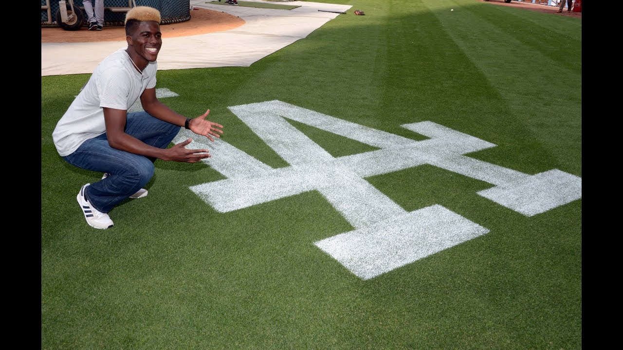 Good luck to the Dodgers from the LA Galaxy! - YouTube