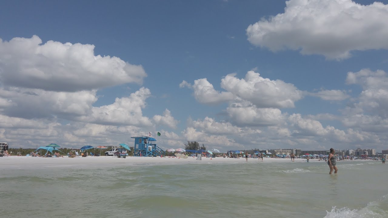 Siesta Key Beach Walk from the South Beach entrance. (Friday, October ...