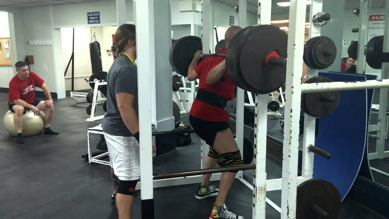 Squat 475lbs x1 at 175lbs bodyweight - YouTube