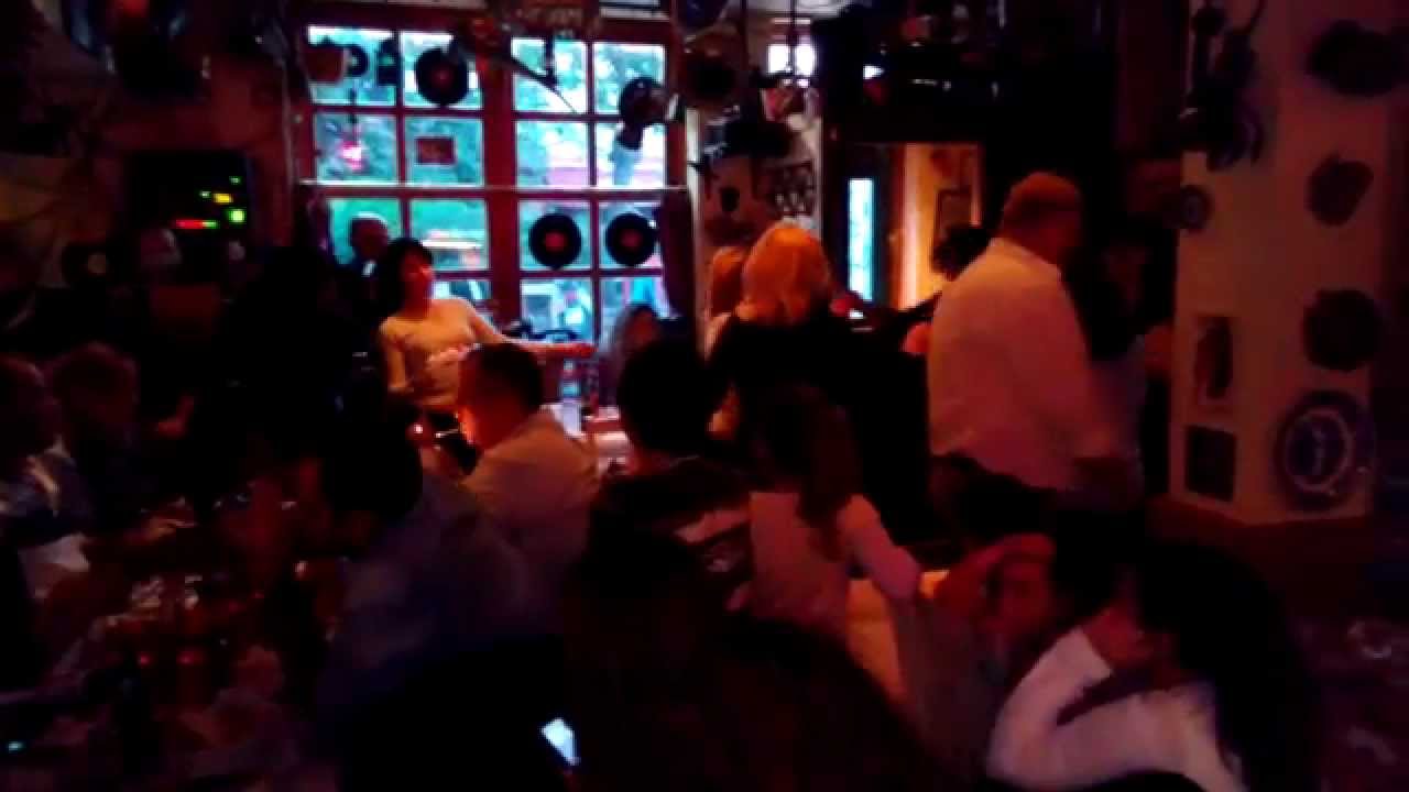 Λίλιαν Παπαζή - ΝΗΣΙΩΤΙΚΟ ΓΛΕΝΤΙ στο ΑΔΙΑΧΩΡΗΤΟ!!!!!!!!!! - YouTube