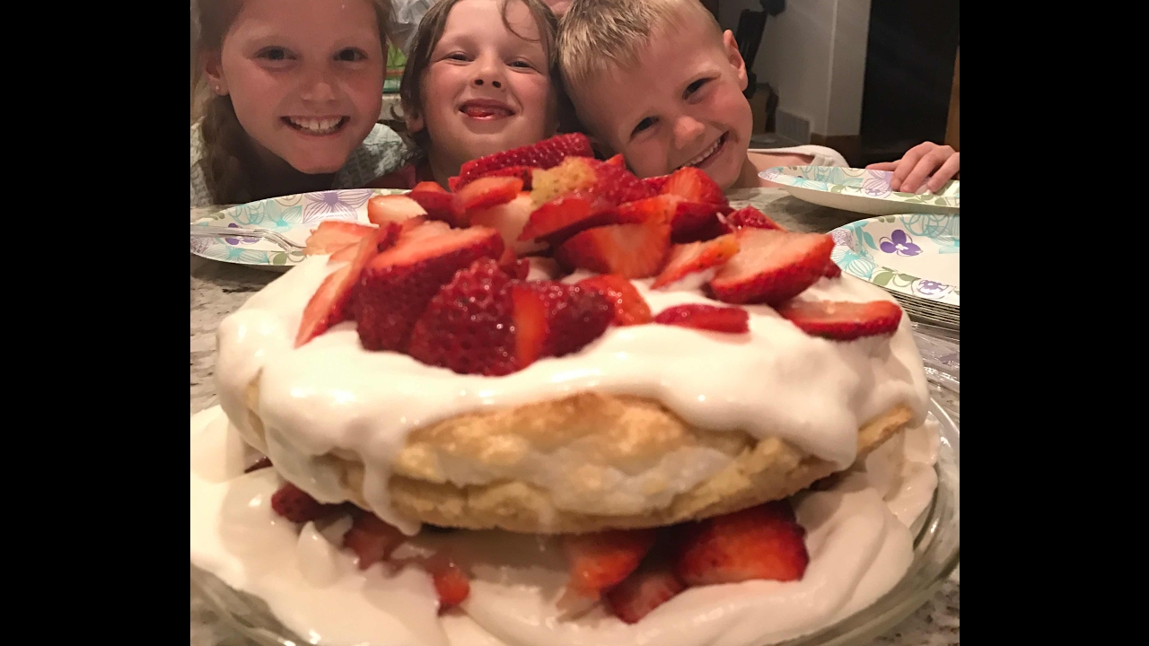 Patty cake | strawberry shortcake recipe - YouTube