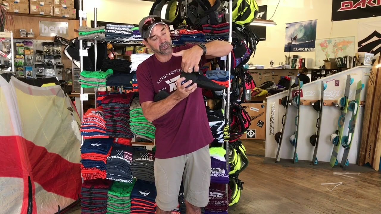 ION Ballistic Shoes 2.5 IS - Internal Split Toe Booties - YouTube