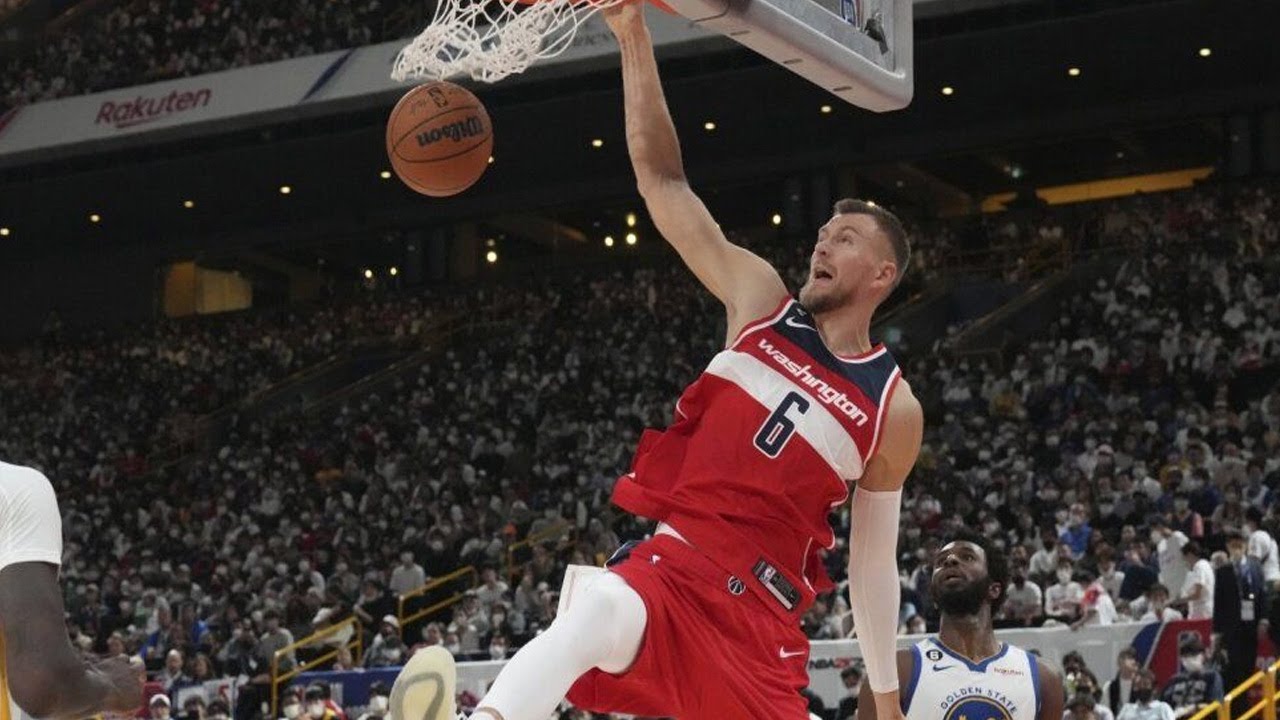 Japan Games 2022 Kristaps Porzingis Dunk Set Play Golden State Warriors ...