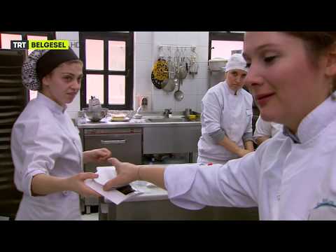 Kadın Aşçı Olmak - Bir Çalışma Azmi Hikâyesi