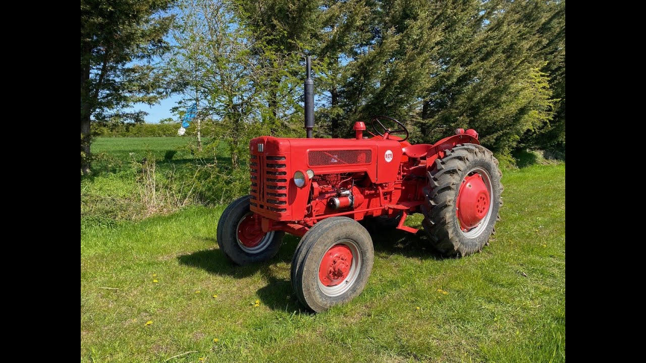 International B275 - YouTube