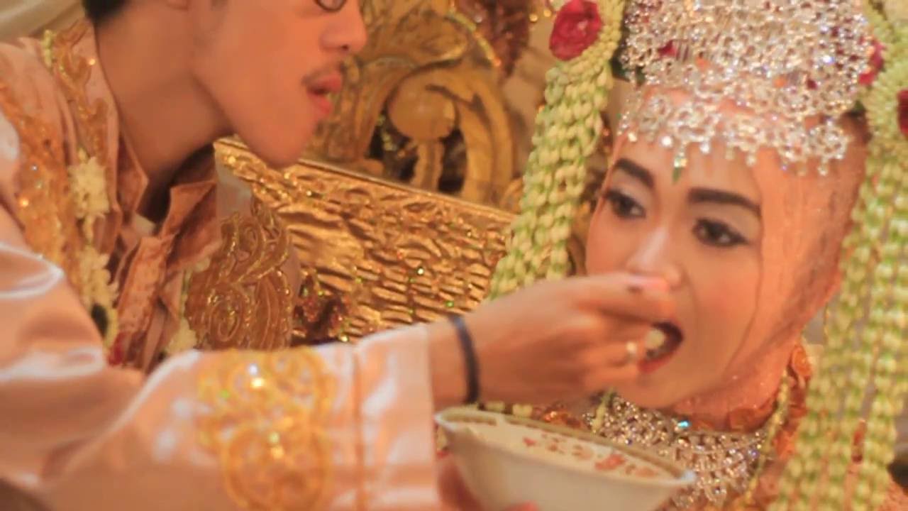 Indonesian Wedding Videography (Najmi and Fatimah Banjarnese / Adat ...