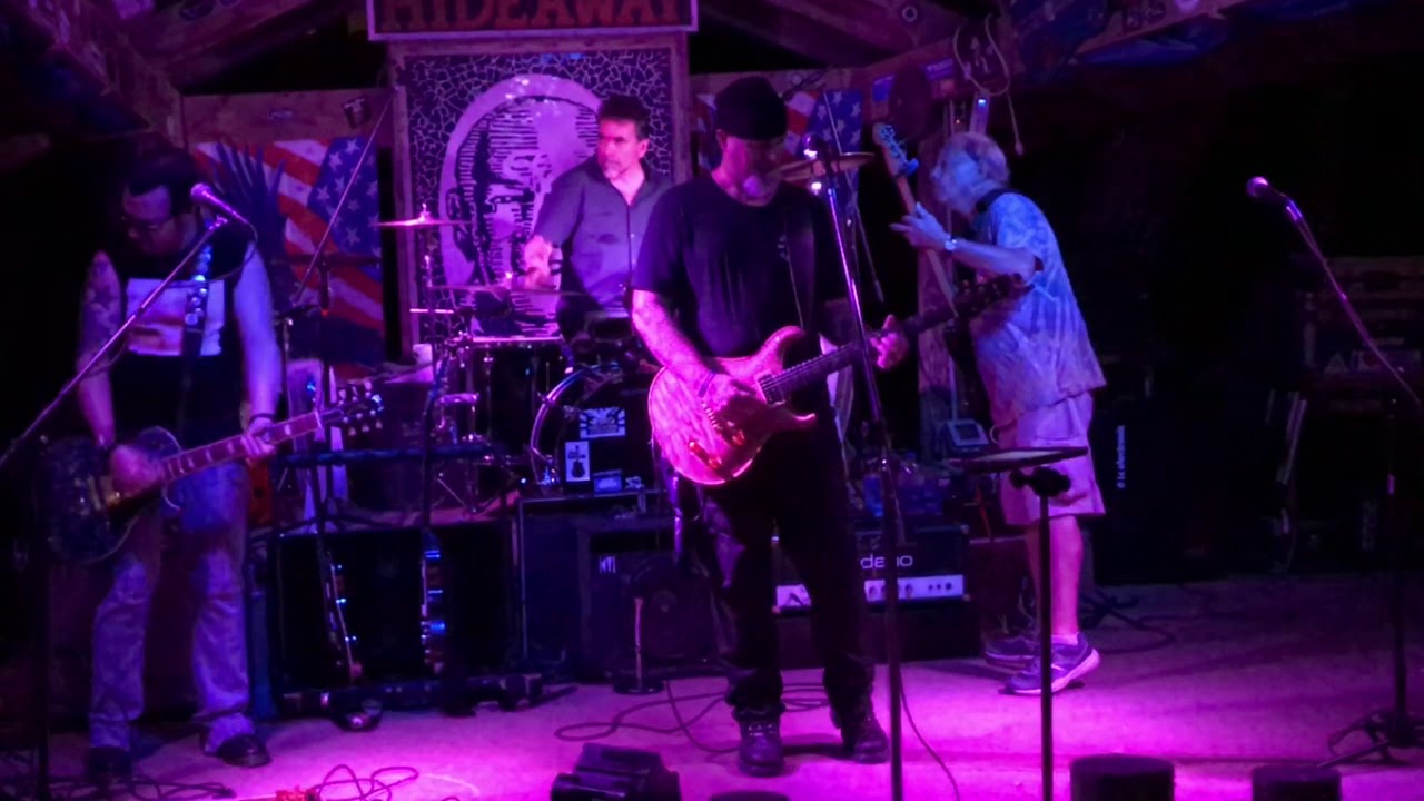 One way out cover Kevin McLoughlin - YouTube