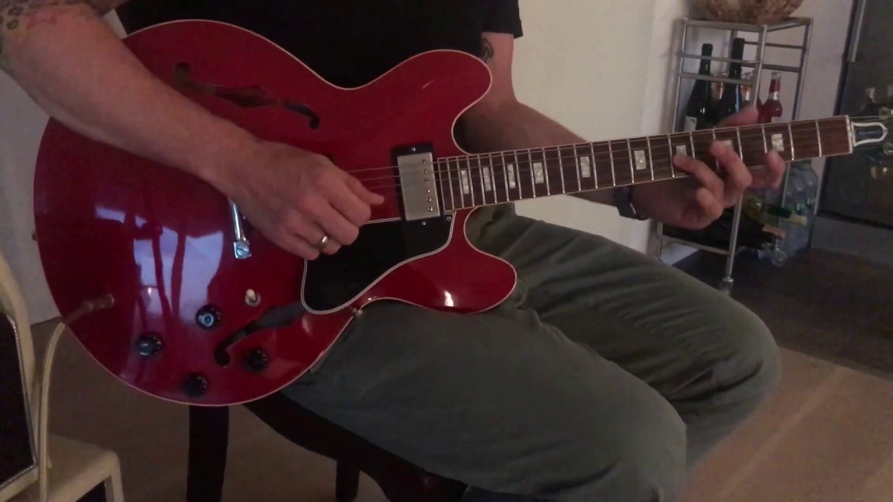 Clip No.2 Gibson ES-335 Eric Clapton EC Crossroads Aged & Signed - YouTube