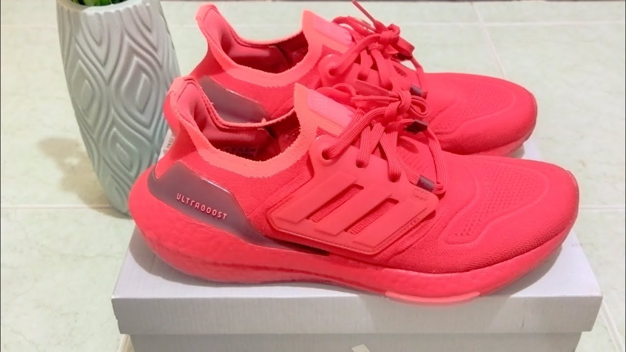 ADIDAS ULTRA BOOST 22' Red Octobers? - YouTube