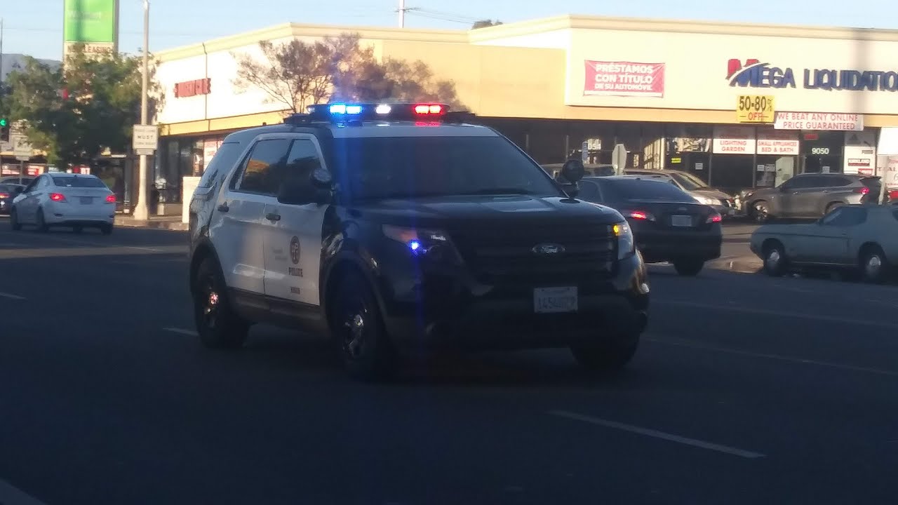 LAPD Ford Explorer Responding - YouTube