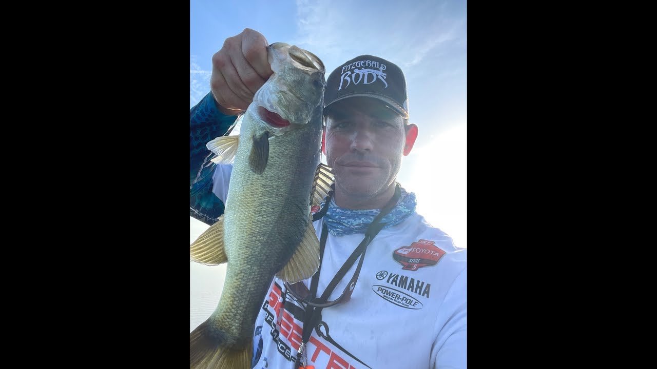 LIVE Fishing Head waters FL - YouTube