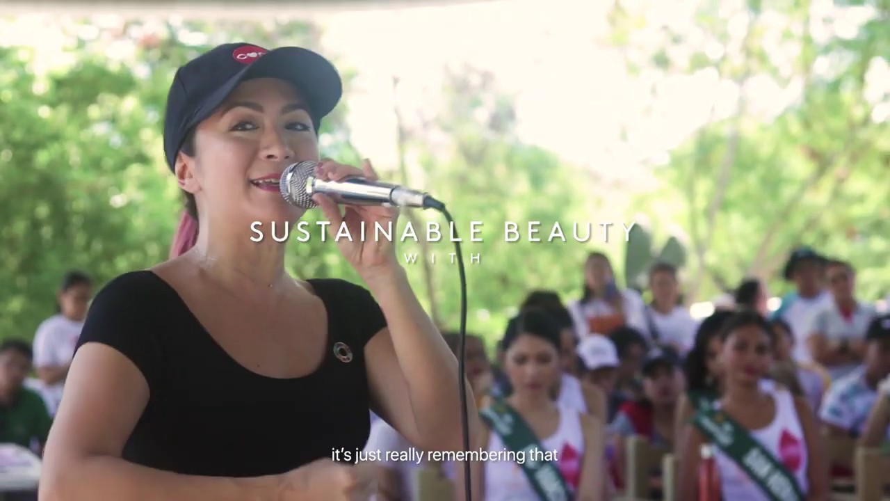 Sustainable Beauty with Antoinette Taus - YouTube
