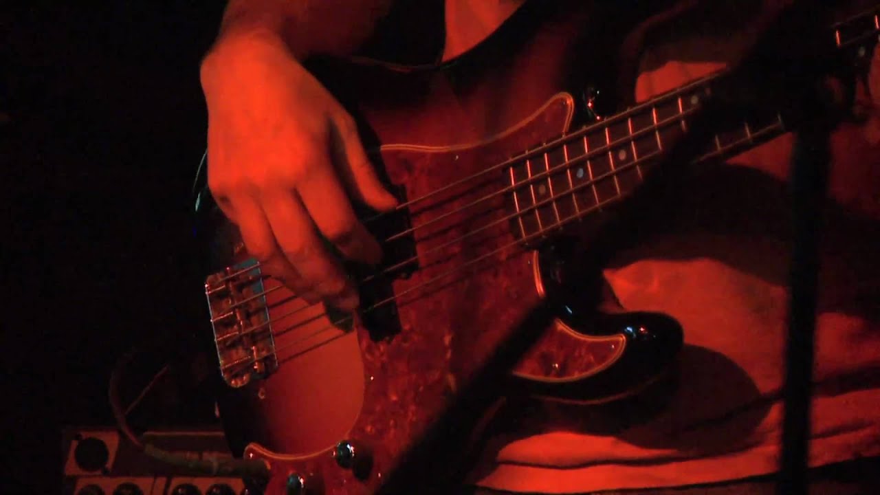 New, Unusual Workout Hits the Scene: Meet Rock 'N' Roll Yoga - YouTube